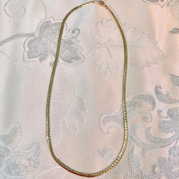 Avon | Jewelry | Vintage Avon Gold Tone Serpentine Necklace | Poshmark